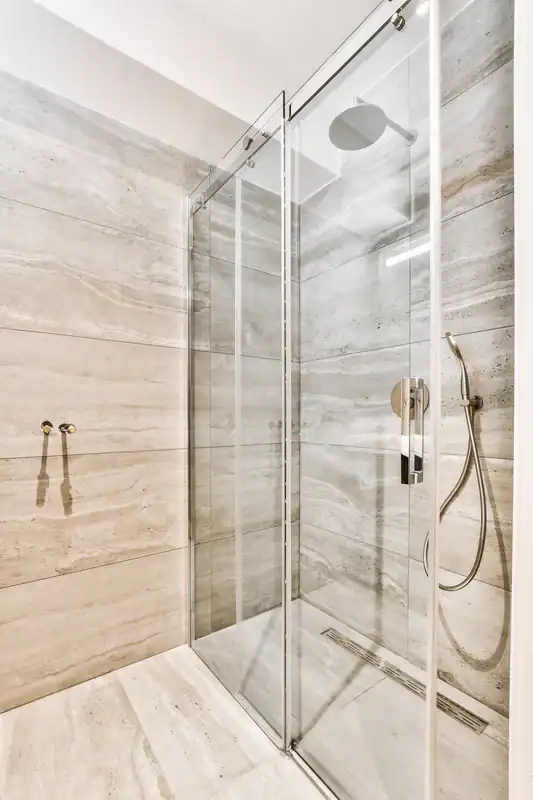 Seamless Shower Doors Southampton, NY | OMG Shower Doors